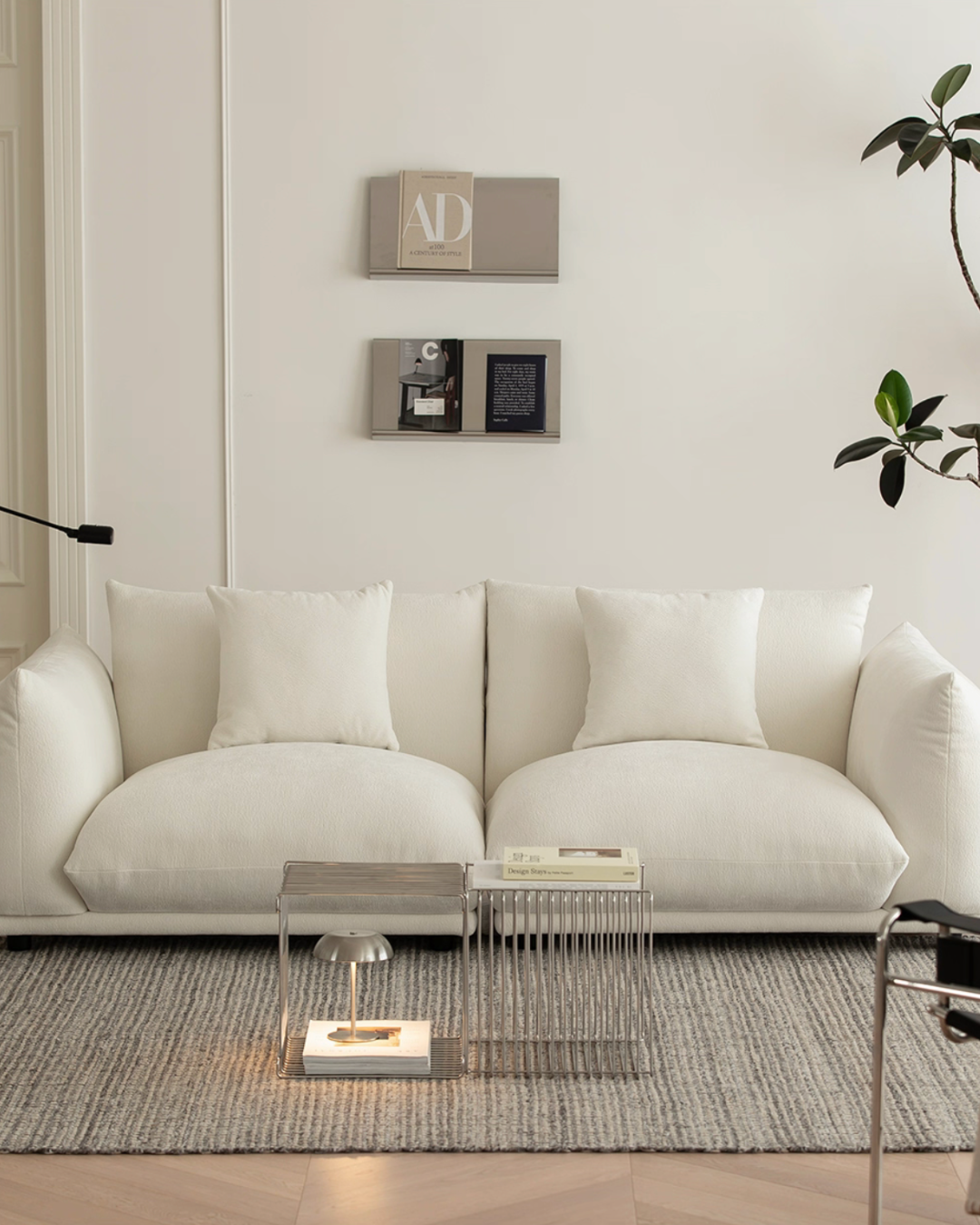 Doria Sofa – Mitten Studio