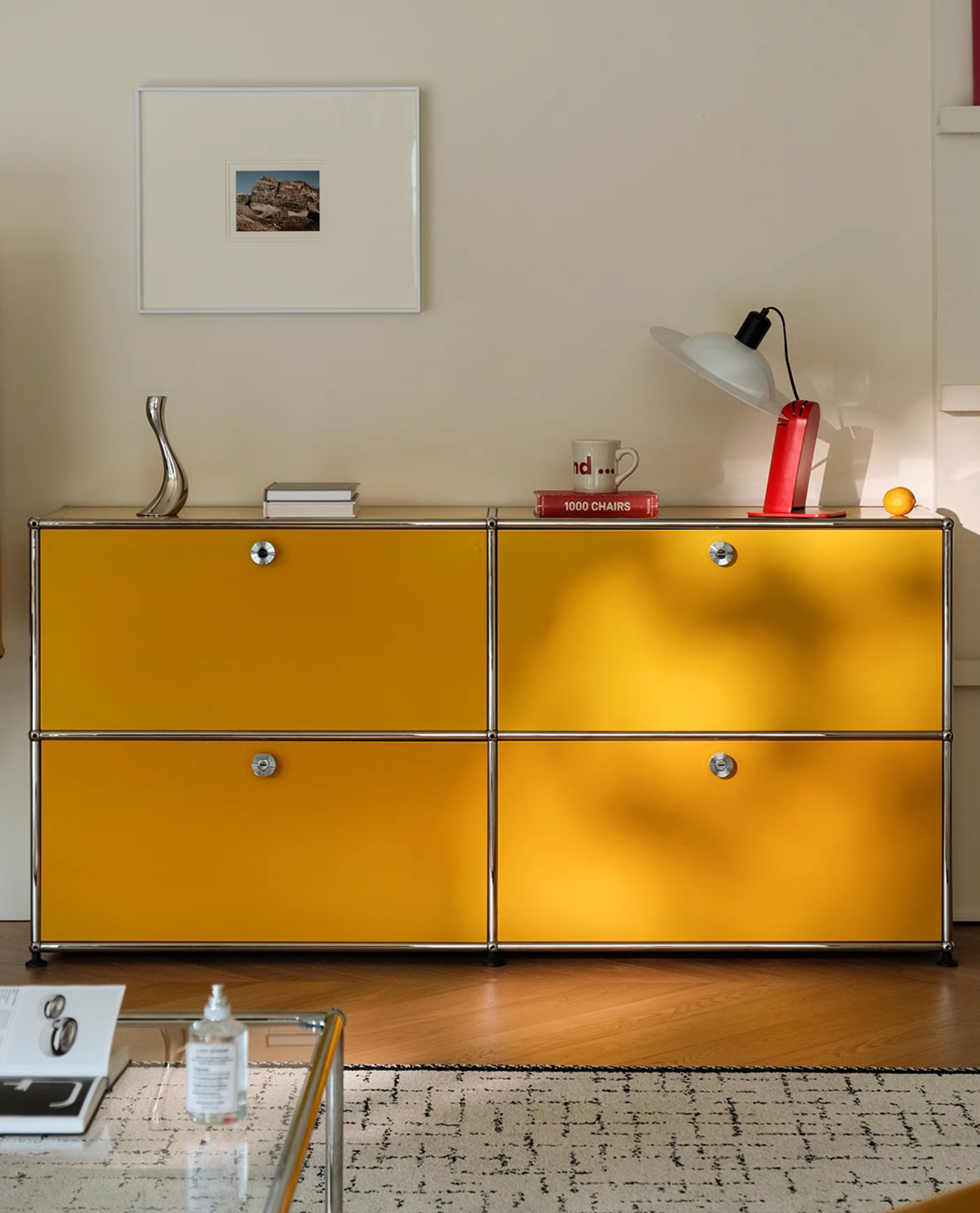 B&T Cabinet 03 – Mitten Studio