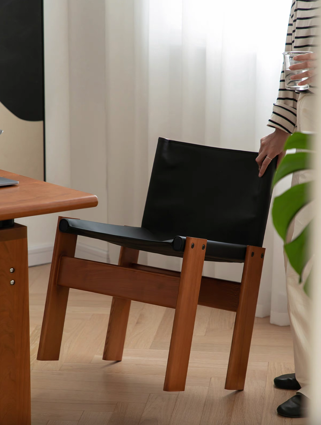 Afra Chair – Mitten Studio