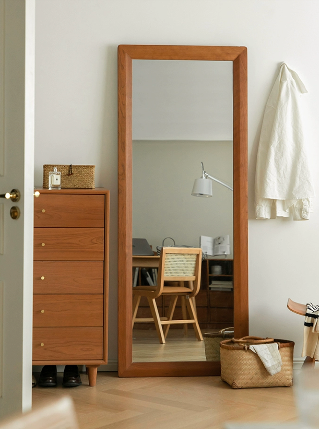 Orchard Dressing Mirror – Mitten Studio