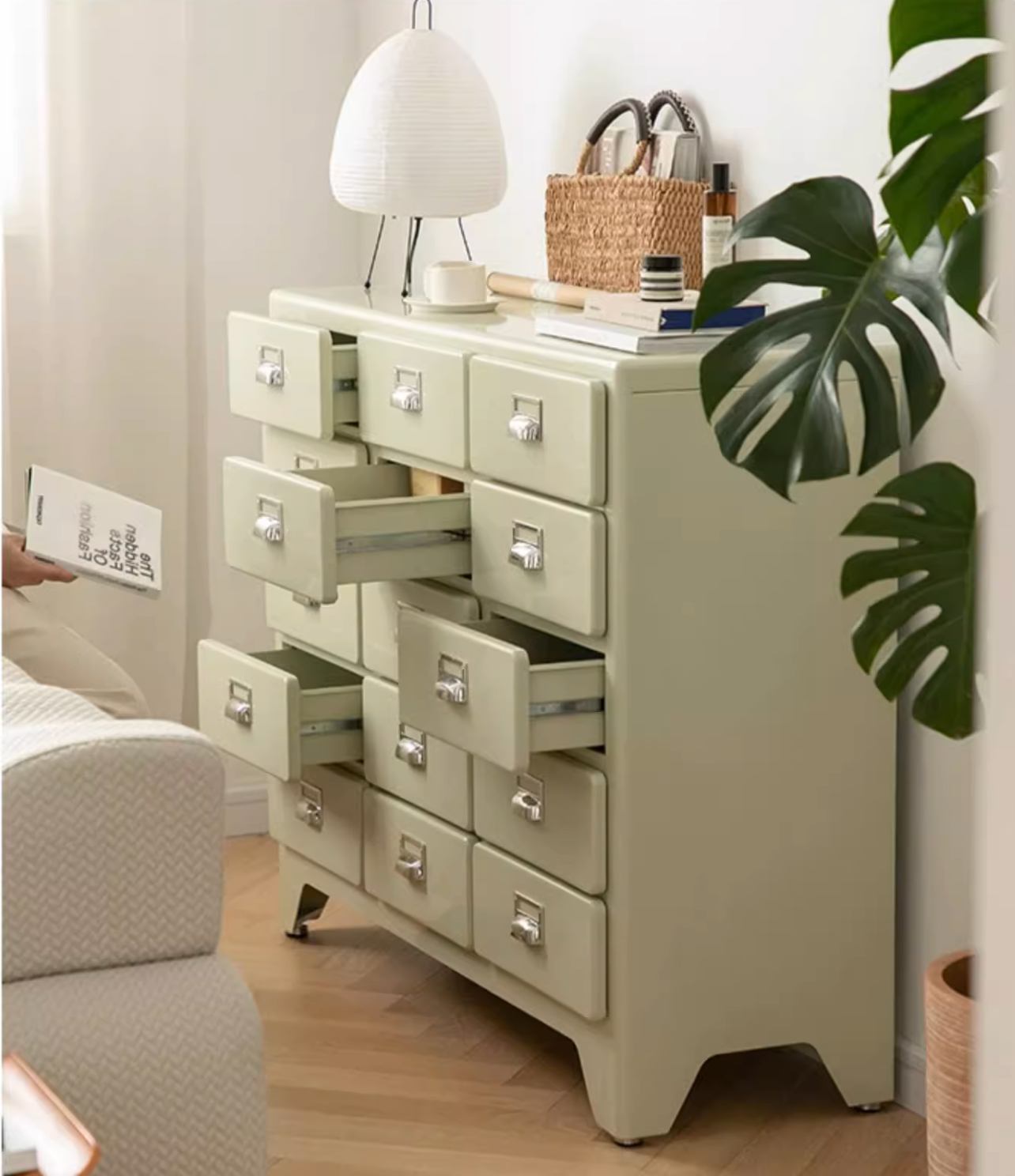 Moma Cabinet – Mitten Studio