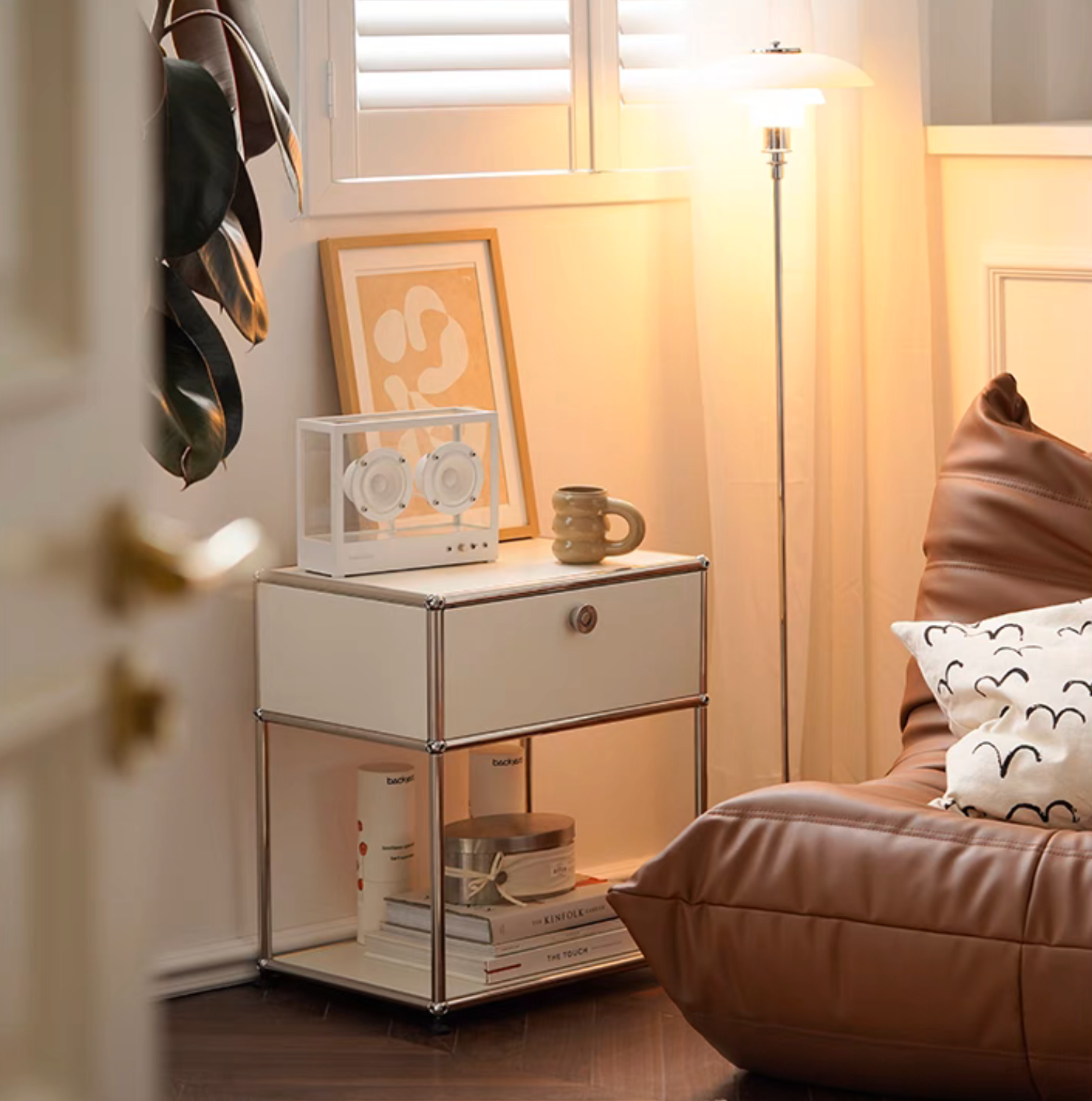 B&T Nightstand series – Mitten Studio