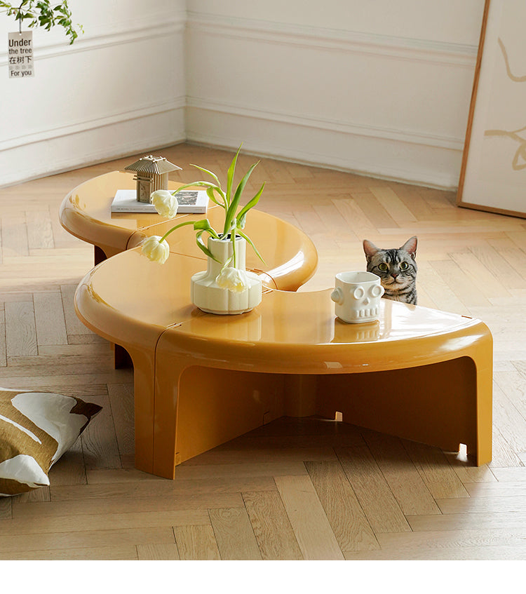 Bobby Tea Table – Mitten Studio