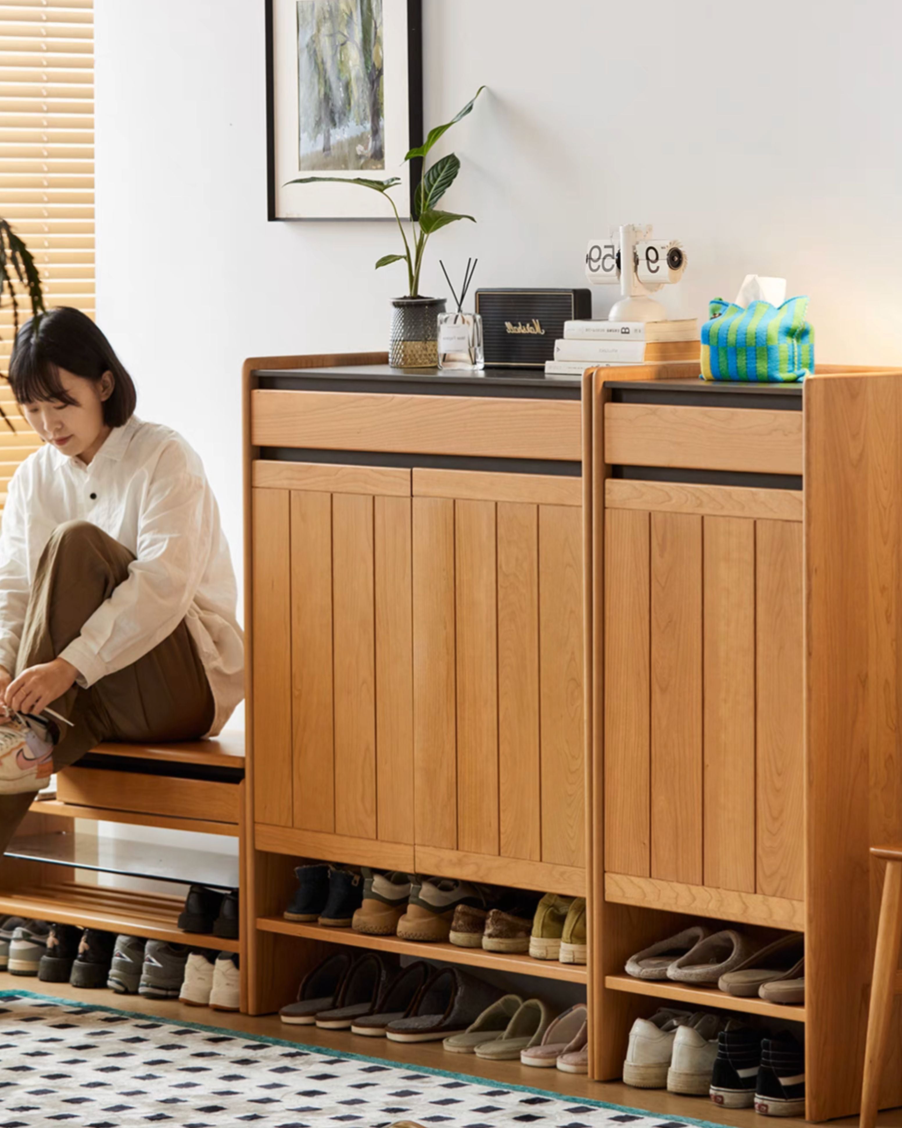 Ellee Shoe Cabinet – Mitten Studio