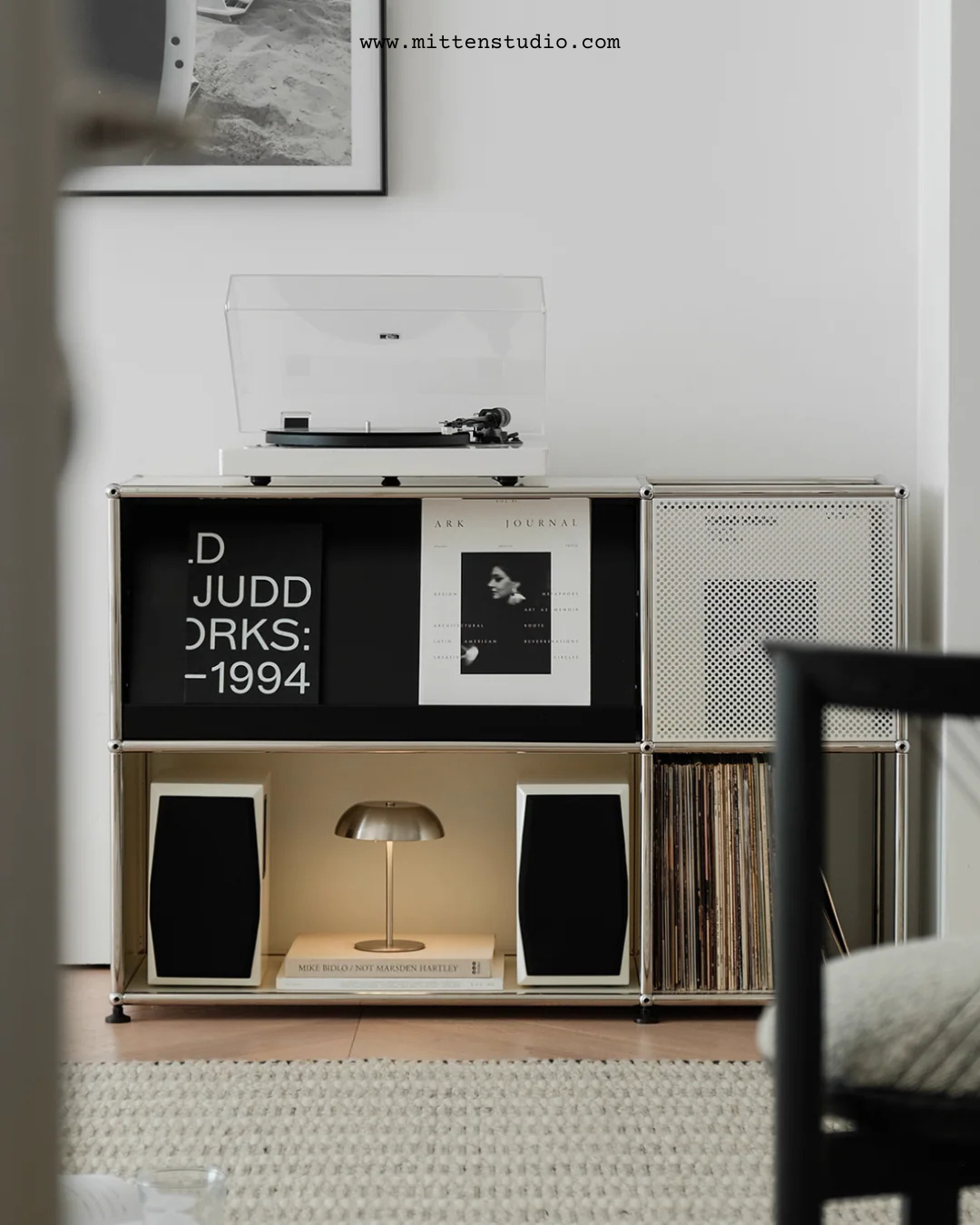 B&T Vinyl Cabinet – Mitten Studio
