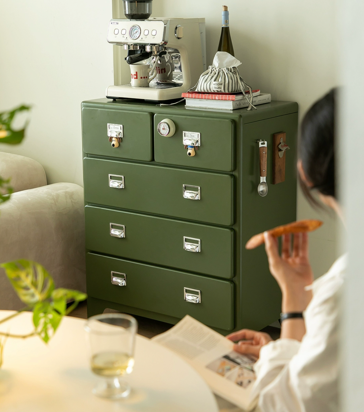 Moma Cabinet 5 Drawers – Mitten Studio