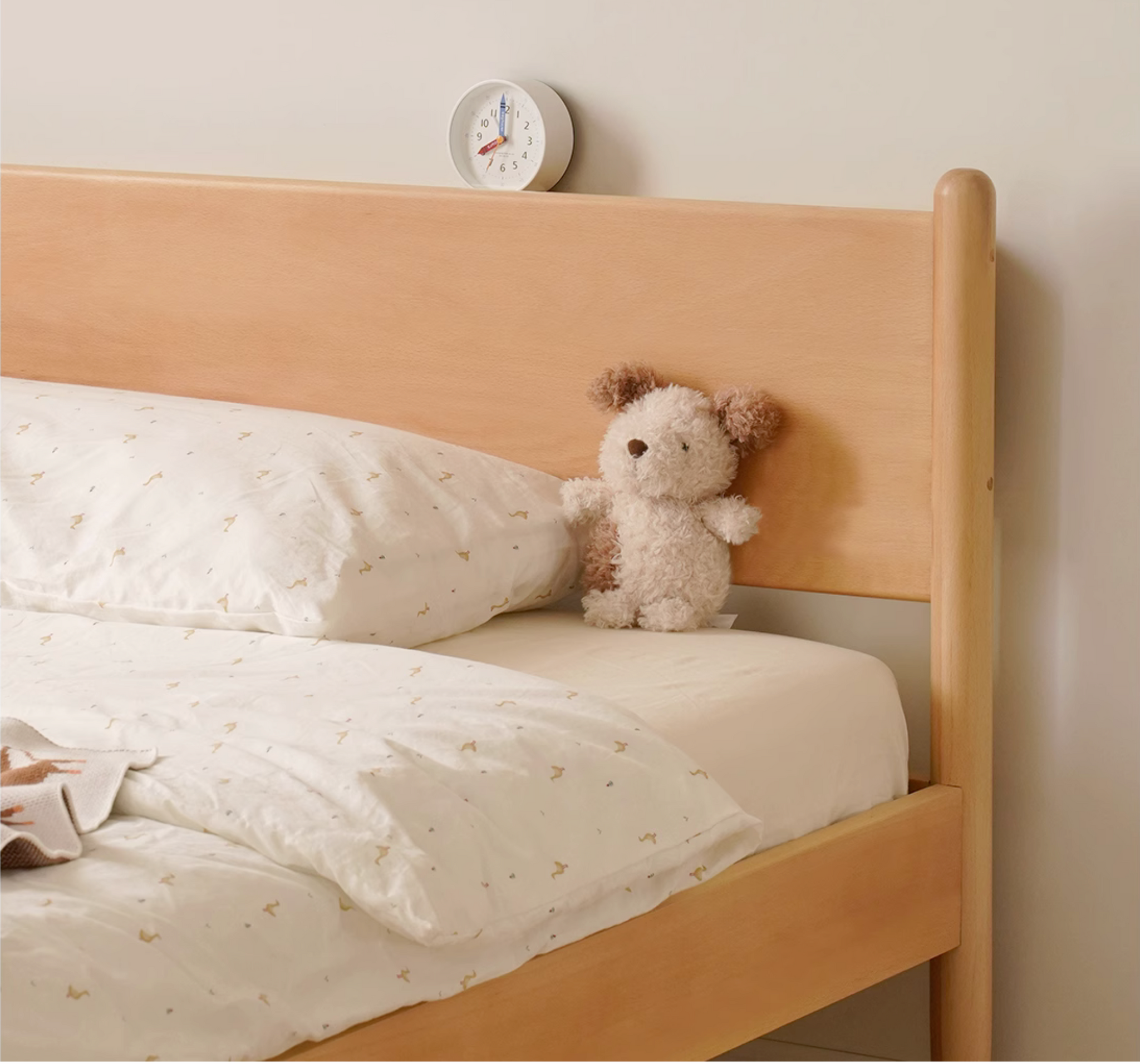 Nubie single bed Mitten Studio