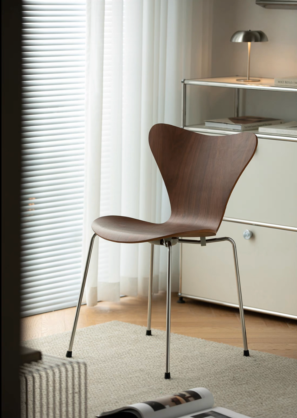 Seven Chair – Mitten Studio